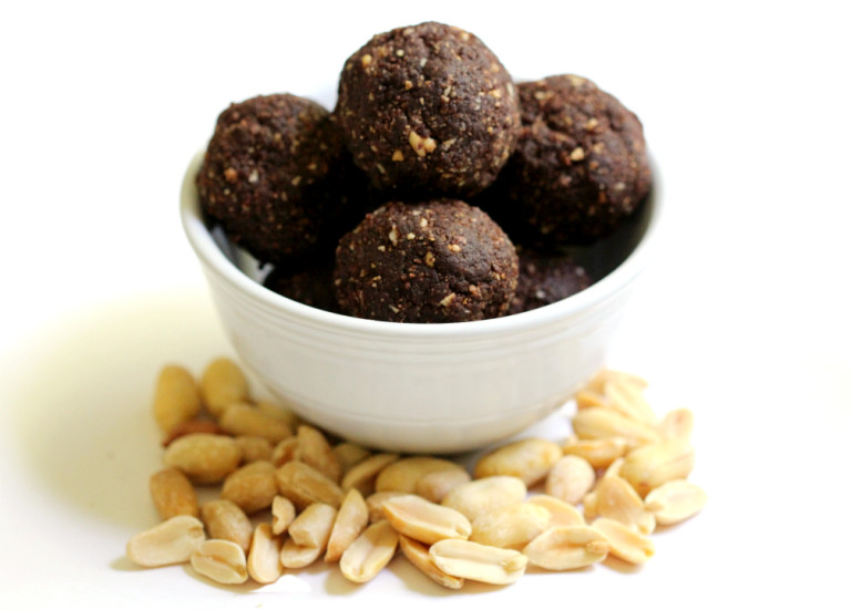 Chocolate Peanut Butter Power Balls